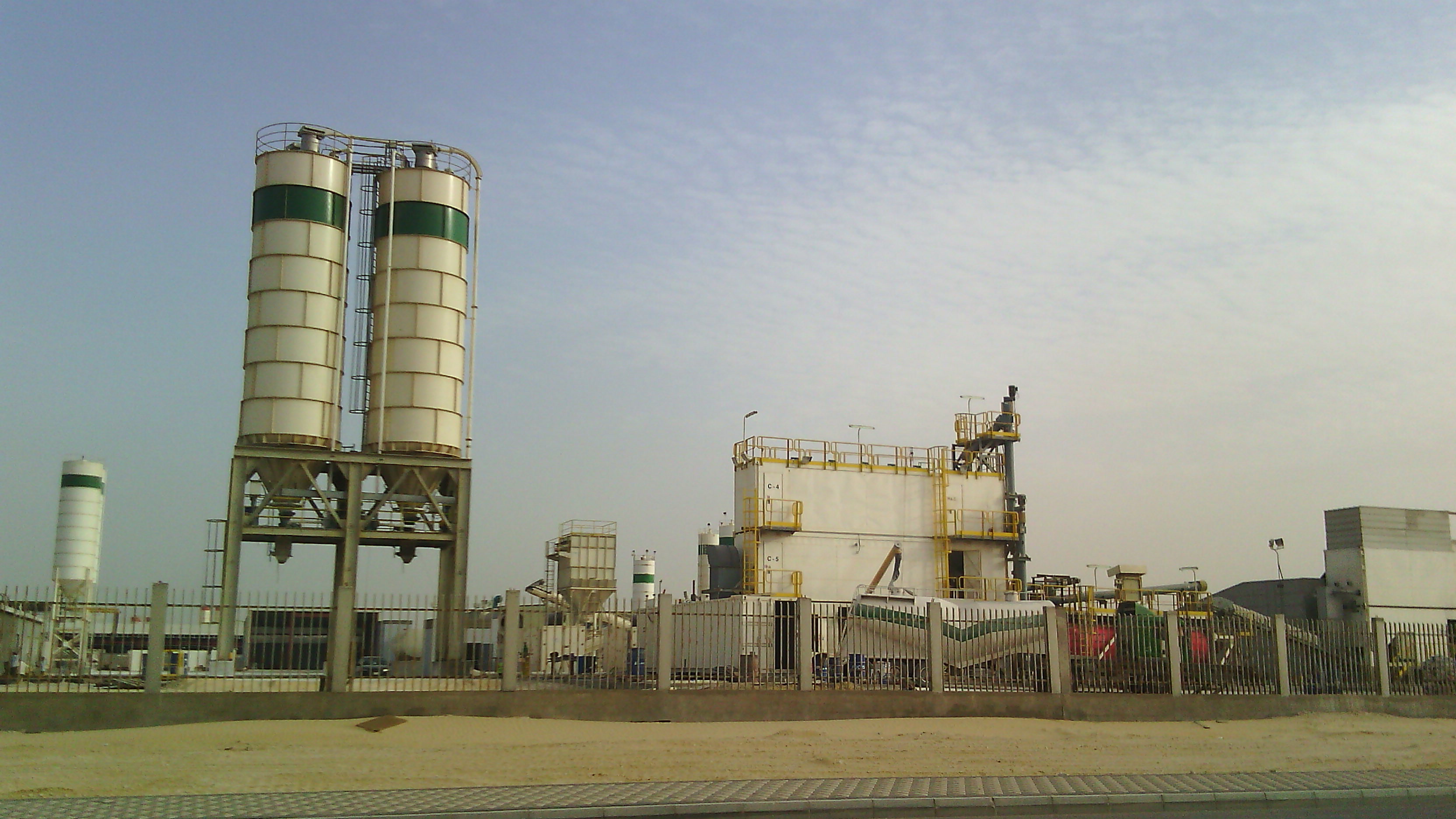 cement_pneumatic_conveying_silo_weighing_truck_bulk_loading_04 – RTK ...